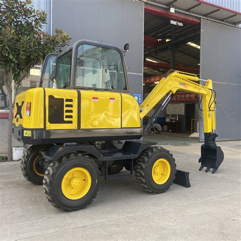 Toho 4 Ton Wheeled Excavator High Efficiency And Durability