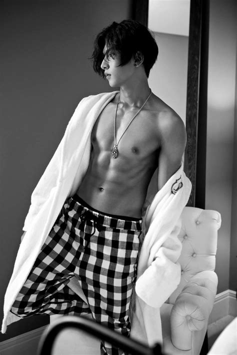 14 Idols Masculinos Sin Camisa Lucen Impresionantes Cuerpos Hot Kpop