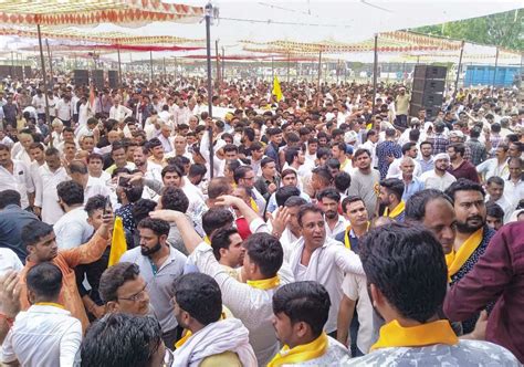 Shrikant Tyagi Case Thousands Attend Mahapanchayat In Noida In Support