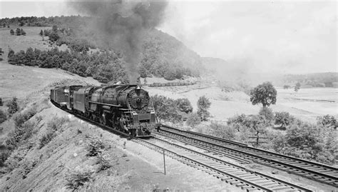 A Delaware And Hudson 4 6 6 4 Challenger Pulls A Freight Train 1600x910
