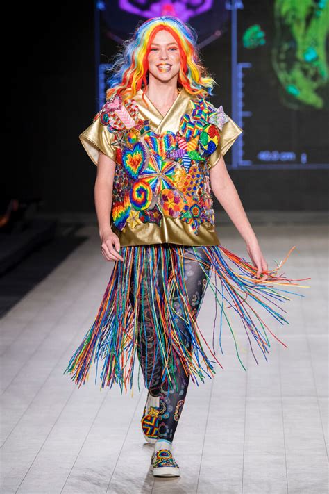 Collection Dr Maaya Labo