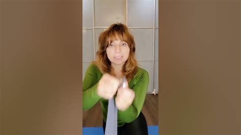 Как правильно пользоваться ремнём для йоги как правильно сделать петлю Shorts Youtube