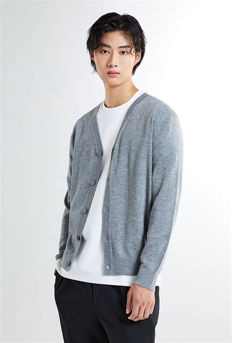 Merino V넥 가디건spcke4tm02 스파오닷컴