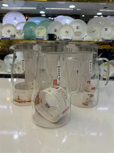 پارچ اب خوری پیرکس با درب استیل و واشر با کیفیت عالی فروشگاه نمایندگی