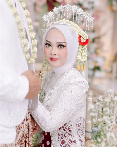 From The Wedding Kak Nindanna 🤍 All Vendor Mua Mawarawedding