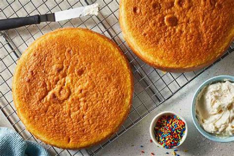 طرز تهیه کیک روغنی بدون فر