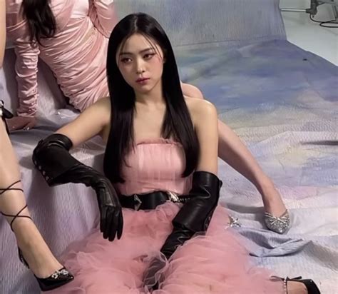 Ryujin ITZY Checkmate Sneakers Ryujin ITZY Checkmate Sneakers