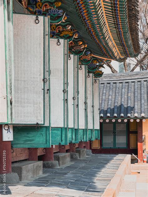 한국 조선시대 전통건축 한옥 기와집 스톡 사진 Adobe Stock