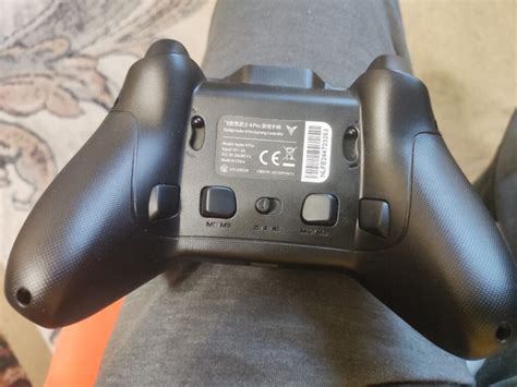 Беспроводной геймпад Flydigi Vader 4 Pro