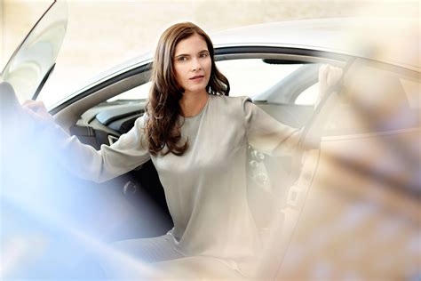 Moll Aston Martinroxana Showroom Thomas Borho Fotografie