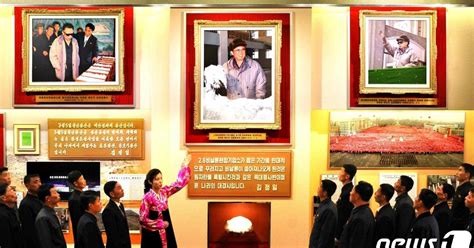 노동신문 광명성절 앞두고 김정일 추모 분위기 조성