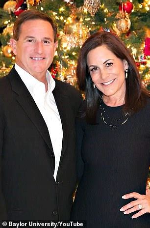 Bill Gates Finds Love Again With Paula Hurd Widow Of Oracle Ceo Mark