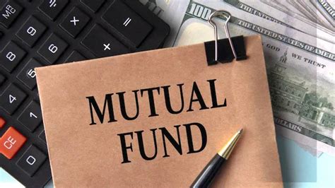Derivatives Vs Mutual Funds A Comprehensive Comparison Of Investment Avenues
