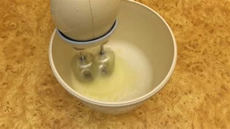 Великденска торта върху кисела тесто според стъпка по стъпка 🍩 рецепта със снимка