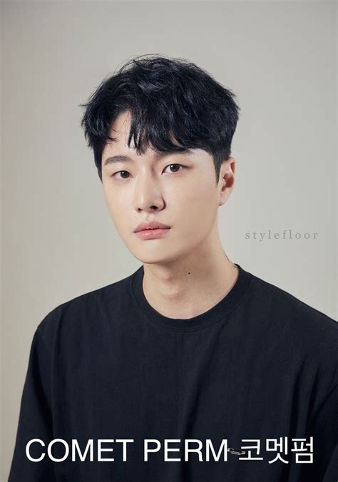 쉼표머리 코멧머리 남자 투블럭 헤어스타일 짧은 머리 스타일 남자 남자 짧은 머리
