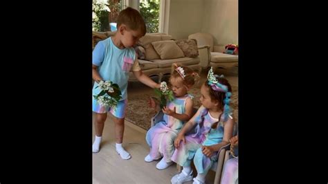 Brother Hands Out Flowers To His Three Sisters Viral Video Shows How They React Trending