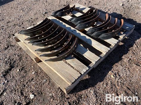 Reversible Twisted Chisel Points Agriculture Bigiron