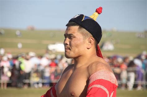 ҮНДЭСНИЙ БӨХ Аймгийн арслан Б Түмэндэмбэрэл түрүүлэв