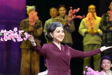 青年歌唱家林林 青年歌唱家宋歌 青年歌唱家 第10页 大山谷图库