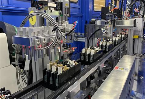 Customized Mccb Circuit Breaker Automatic Assembly Machine Production