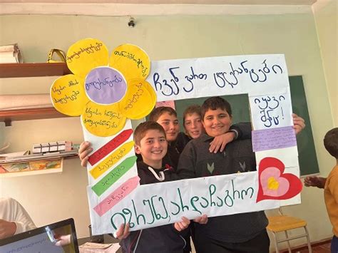 „ჩვენ ტოლერანტები ვართ “ ურავის საჯარო სკოლაში საინტერესო საგანმანათლებლო აქტივობა გაიმართა