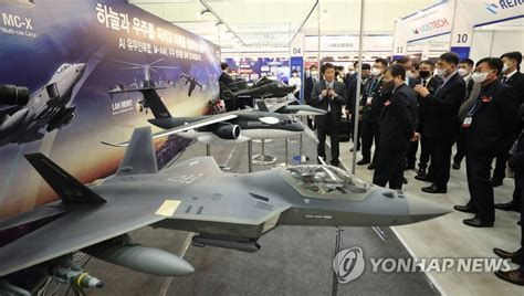 한국형 전투기 보라매 K 21 연합뉴스
