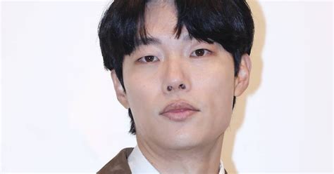 류준열 마스터스 파3 콘테스트 김주형 캐디로 참석…“평소 친분” [공식]