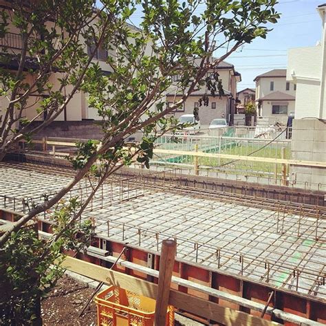 中川区の家の増築工事はゴールデンウィーク前に基礎の配筋検査を行いコンクリートを打設し只今養生中施主様のご紹介で初めて一緒に仕事をする工務店さん