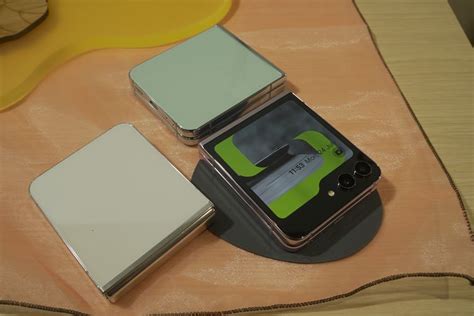 Spesifikasi Dan Harga Samsung Galaxy Z Flip Di Indonesia