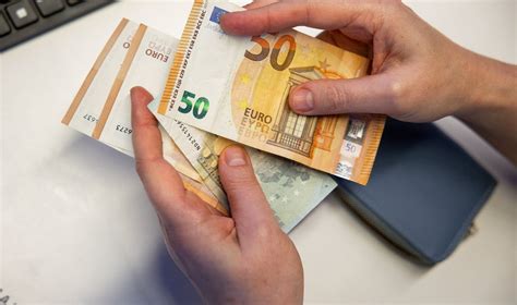 Minimum Salary Is Raised By 12 In 2025 Delfi En
