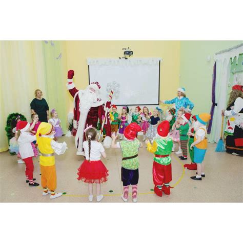 Новогодний хоровод 5 6 7 Страна малышей и малышек Остров новогодних фотографий Архипелаг