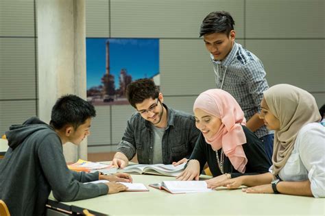 implementing project based learning a practical guide