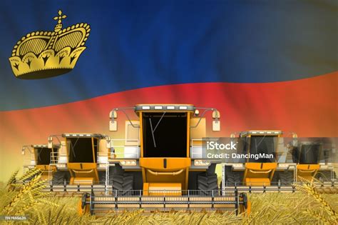 노란색 농업의 많은 산업 3d 그림은 리히텐슈타인 국기 배경전면 보기와 밀 필드에 수확기를 결합 굶주린 개념을 중지 3차원 형태에 대한 스톡 사진 및 기타 이미지 Istock