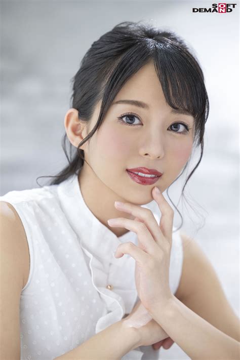 綺麗で美しい女は、結局キスがエロい。女だって、ねっとり舌を絡み合わせて、情熱的なsexをしていたい･･･ 岡田ひなの アダルト動画 ソクミル
