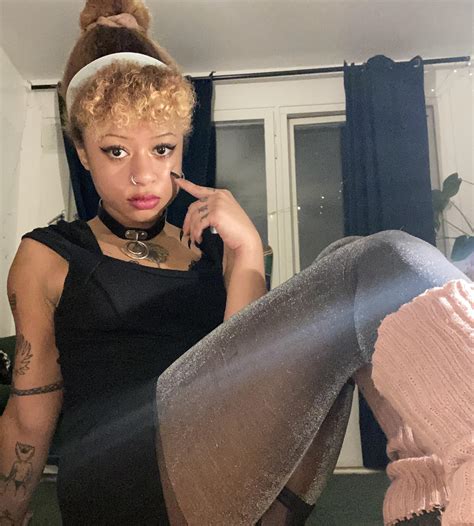 I Liked This Look Selfie Timer R Selfie