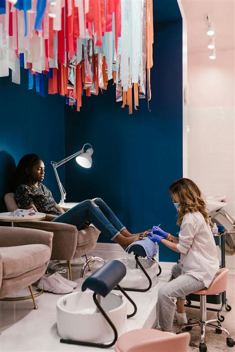 고요한 고요함 달래다 디톡스 럭셔리 매니큐어 목욕 소금 미네랄 소금 바디 케어 발 발 건강 발 관리 발 담그기 벗겨짐 보습하다 보울 부드러운