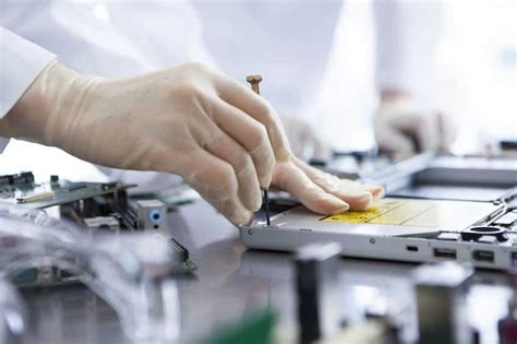 Hardware Emulation To Debug Embedded System Software Lauro Rizzatti Marketing Consulting