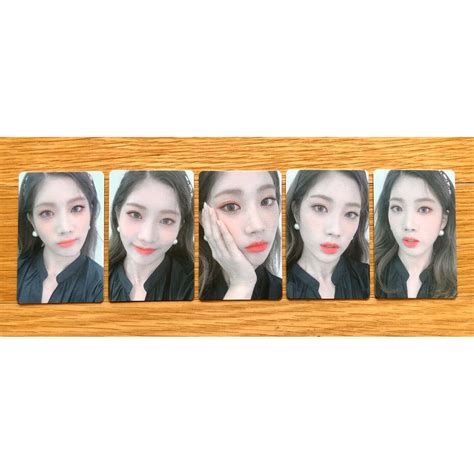 Loona Premier Greeting Meetandup Official Photocards Set Of 5 Shopee