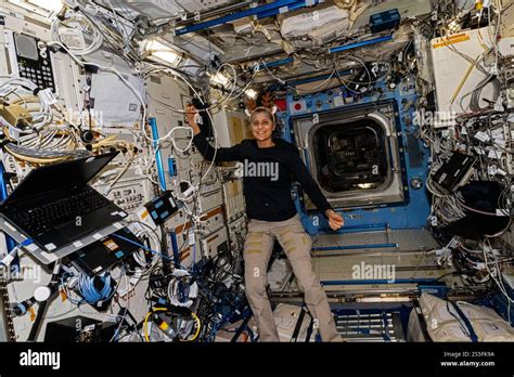 Iss 24 December 2024 Nasa Astronaut And Expedition 72 Commander