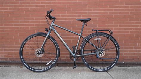Pre Owned Trek District 4 Equipped Commuter Bike Ottawa Bike And