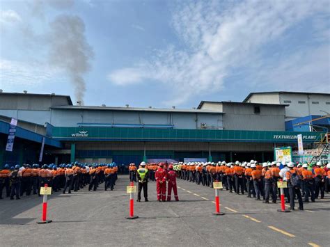 Upacara Memperingati Bk3n Pt Wina Gresik Muhammad Elan