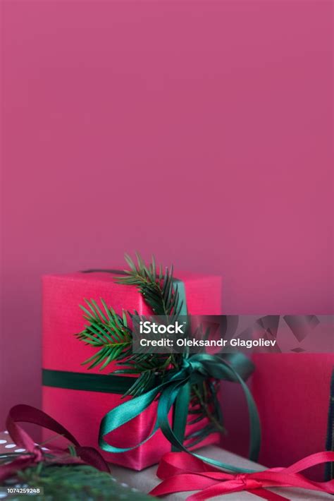 전나무 나무와 장식 크리스마스 배경입니다 복사 공간 평면도 0명에 대한 스톡 사진 및 기타 이미지 0명 12월 겨울 Istock