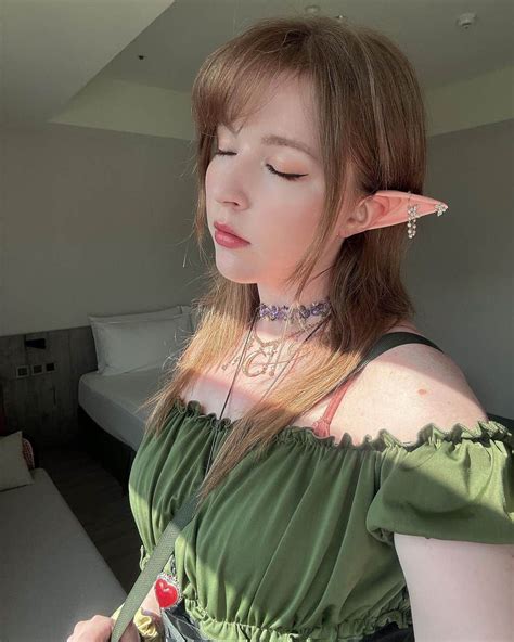 ジューン・ラブジョイさんのインスタグラム写真 ジューン・ラブジョイinstagram「今日のootd ︎ Todays Outfit