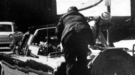 Почина мъжът спасил Жаклин Кенеди при атентата срещу съпруга ѝ Информационна агенция ПИК