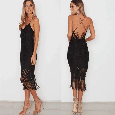 고삐 섹시한 인어 워메 스파게티 스트랩 칼집 드레스 중반 송아지 밑단 Assels 레이스 Hololw 파티 솔리드 드레스 V 넥 등이없는 Cyl15sheath Dress