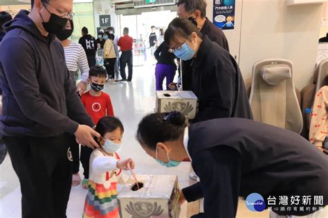 大愛共善馳援土耳其 彰化慈濟志工為愛走上街頭 Beanfun