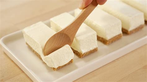 간단하고 쉬운 맛있어서 밤마다 몰래 꺼내 먹는 노오븐 치즈케이크 만들기 종이컵 계량 틀없이 Youtube