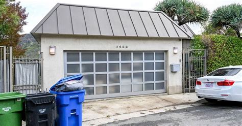 Pamela Bach Hasselhoffs Daughter Was Seen Crying After Her Death