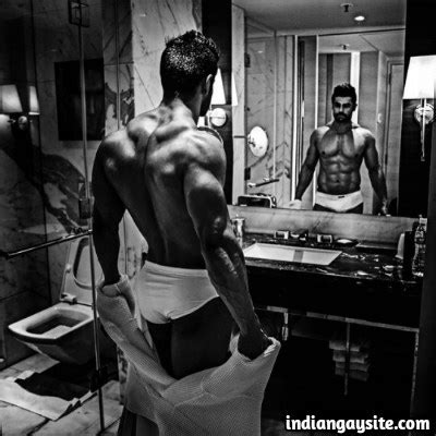 Naked Desi Model Ashwani Duhan Exposing Hot Body Indian Gay Site