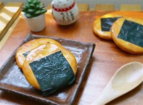 짱구가 즐겨먹는 동그란 과자는 실제로 무슨 맛일까 오펀 디스커스